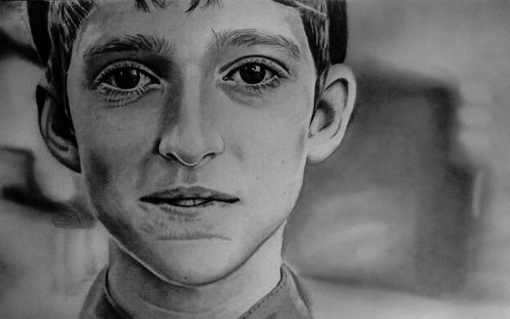 Artist Born Without Arms Defies Odds, Skillfully Creates Realistic ...